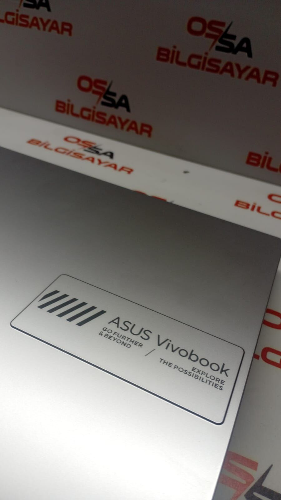 Asus VivoBook E1504F / AMD R5 7520U / AMD Radeon(TM) Graphics/ 8 GB RAM ...